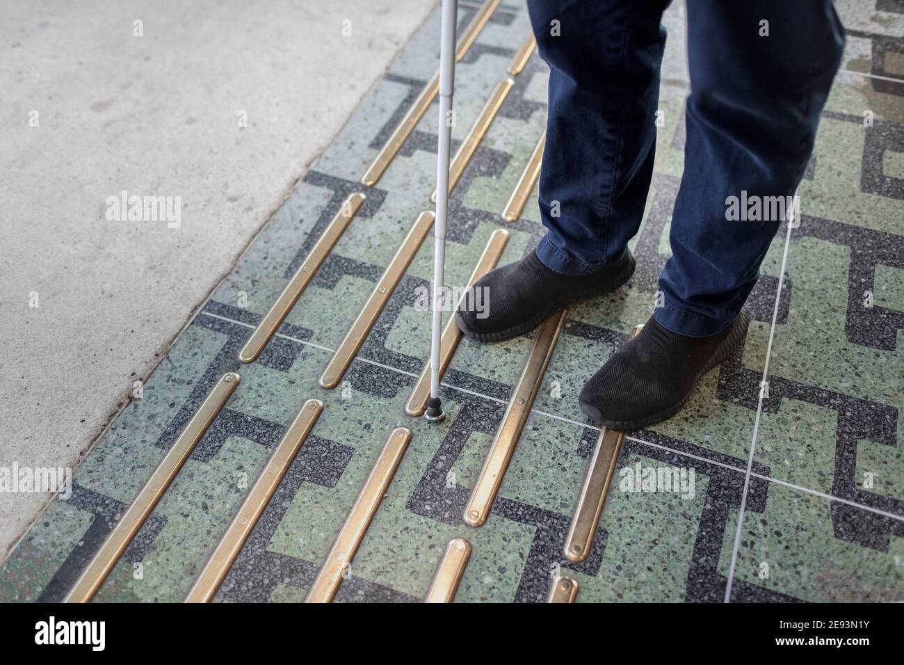 White cane hi-res stock photography and images - Alamy