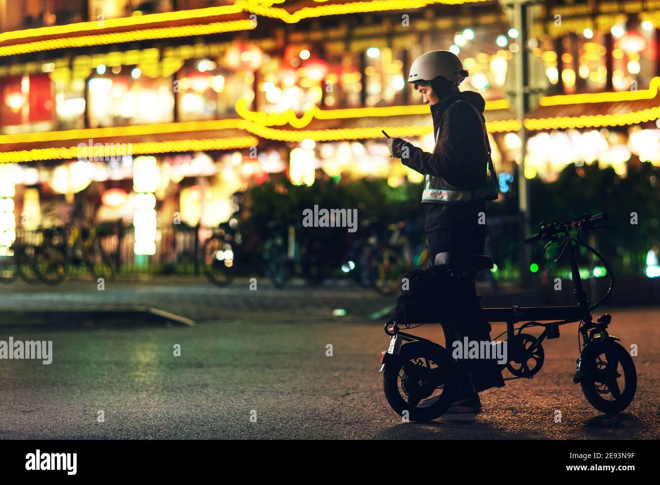 Night outside waiting for the generation of drivers Stock Photo - Alamy