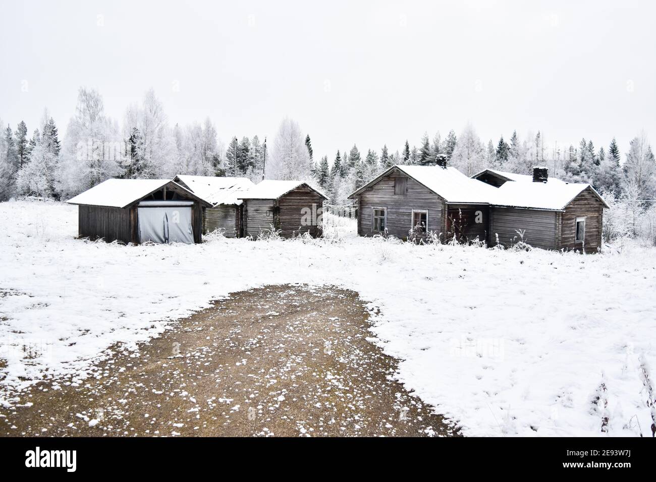 Old finnish farm house hi-res stock photography and images - Alamy