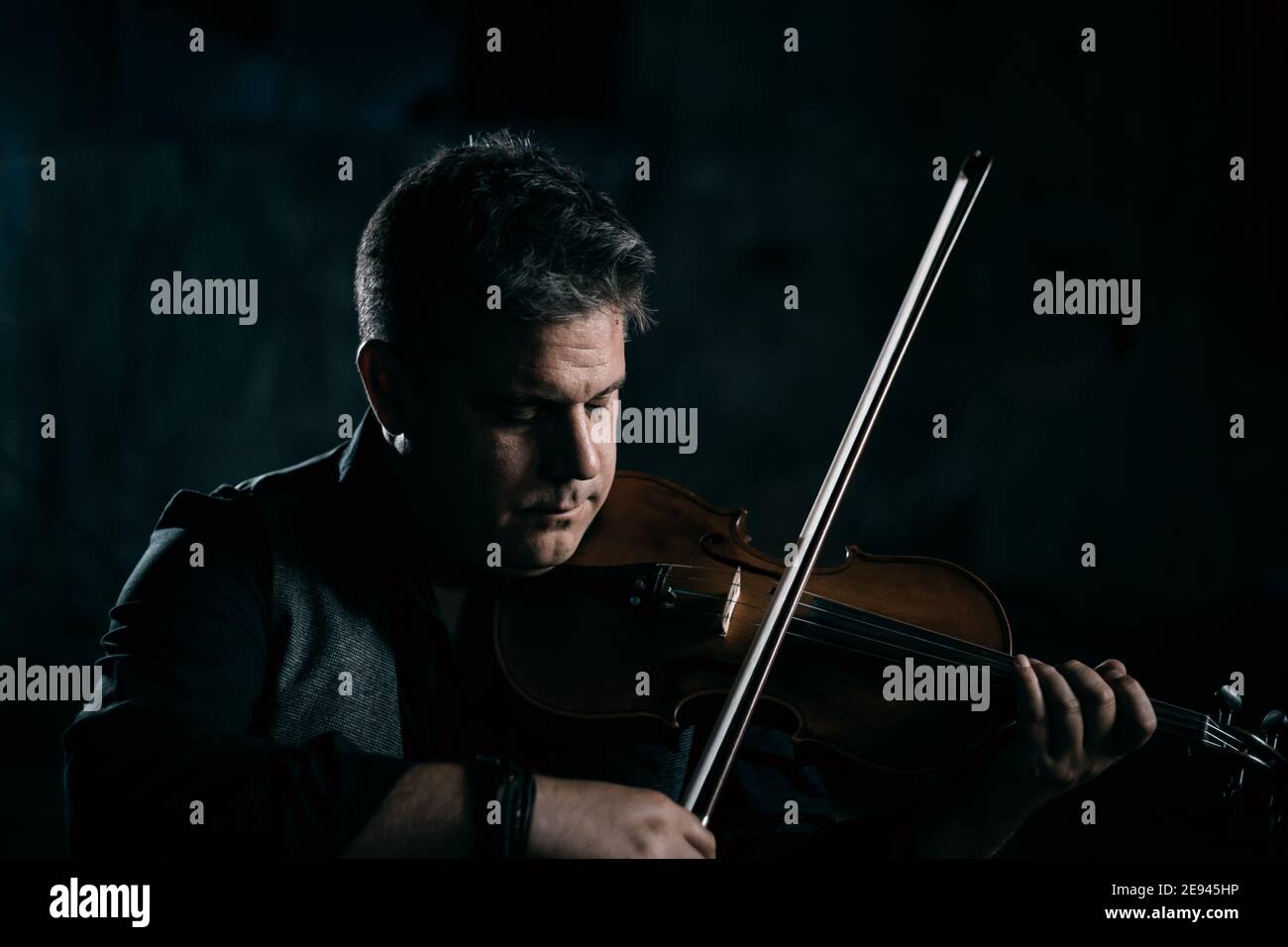 Male classical music hi-res stock photography and images - Alamy