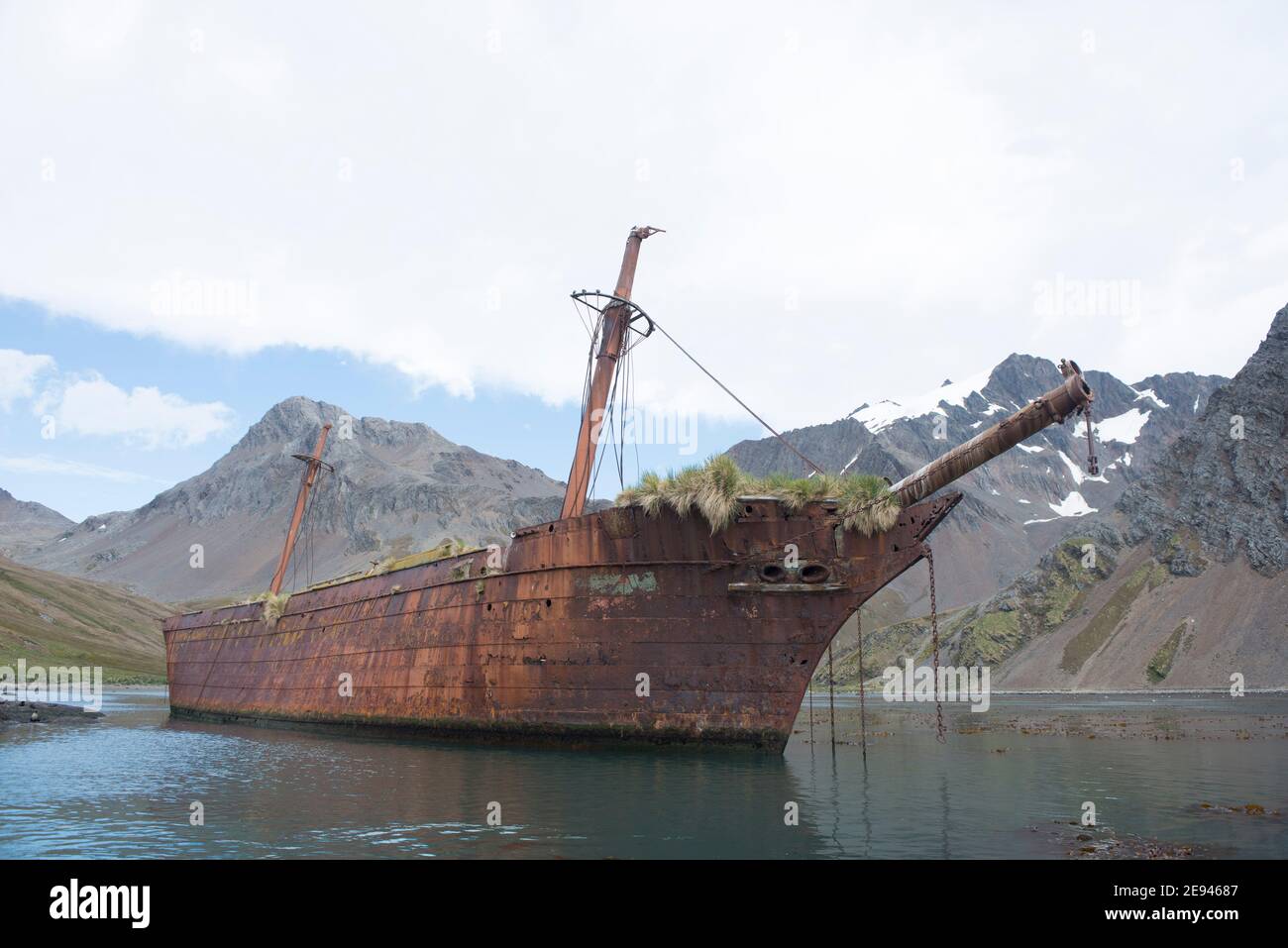 Ship stations hi-res stock photography and images - Alamy