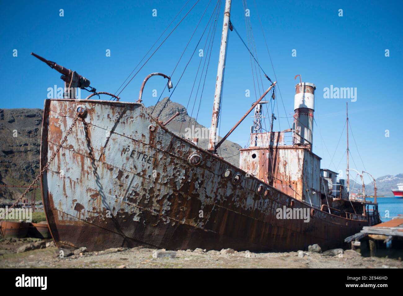 Harpoon gun whaling ship hi-res stock photography and images - Alamy