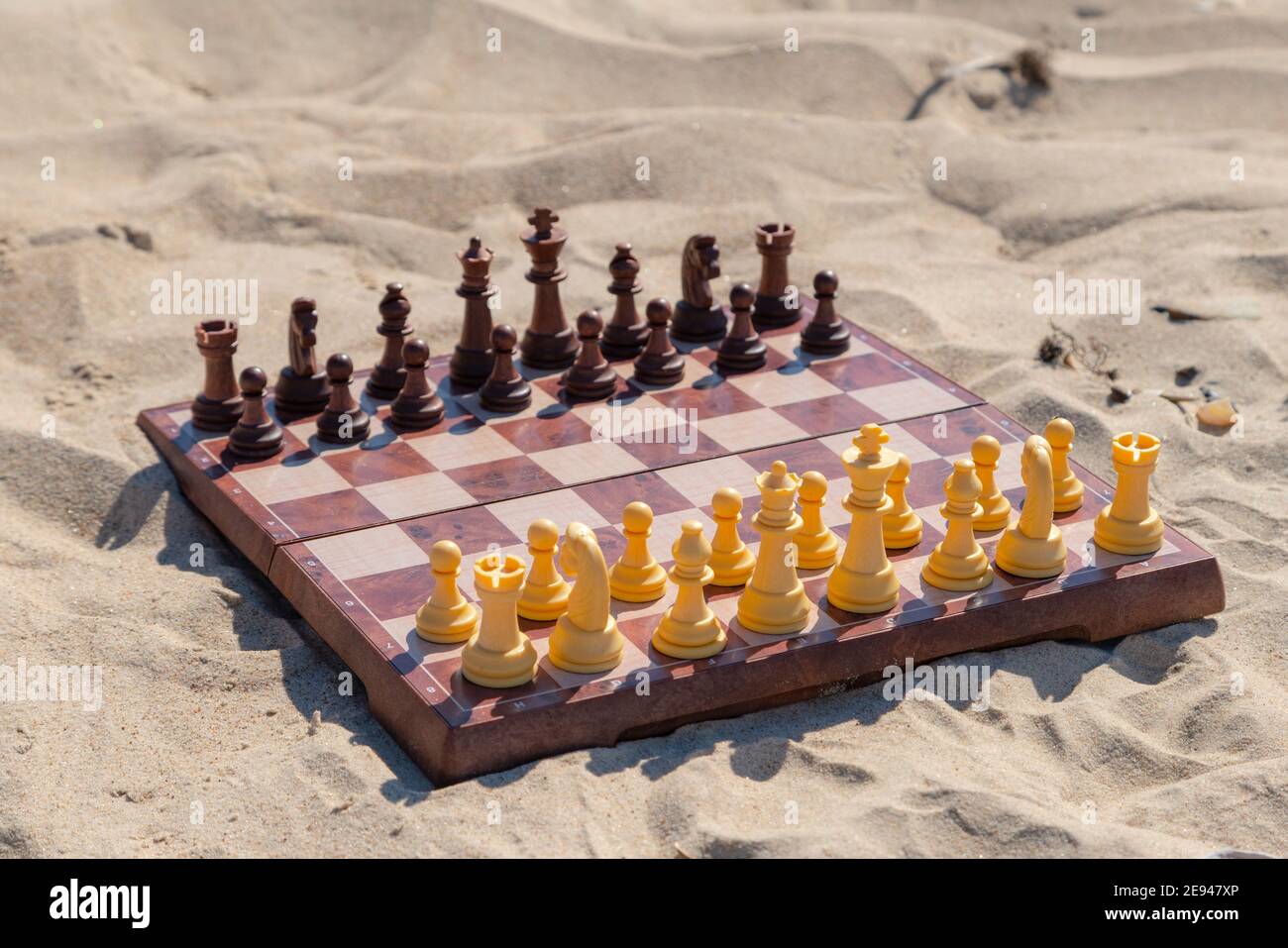 Chess game on the beach hi-res stock photography and images - Alamy