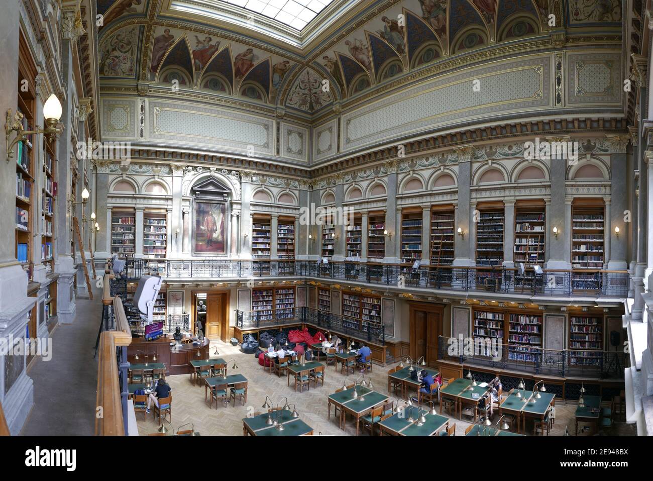 Knowledge architecture hi-res stock photography and images - Alamy