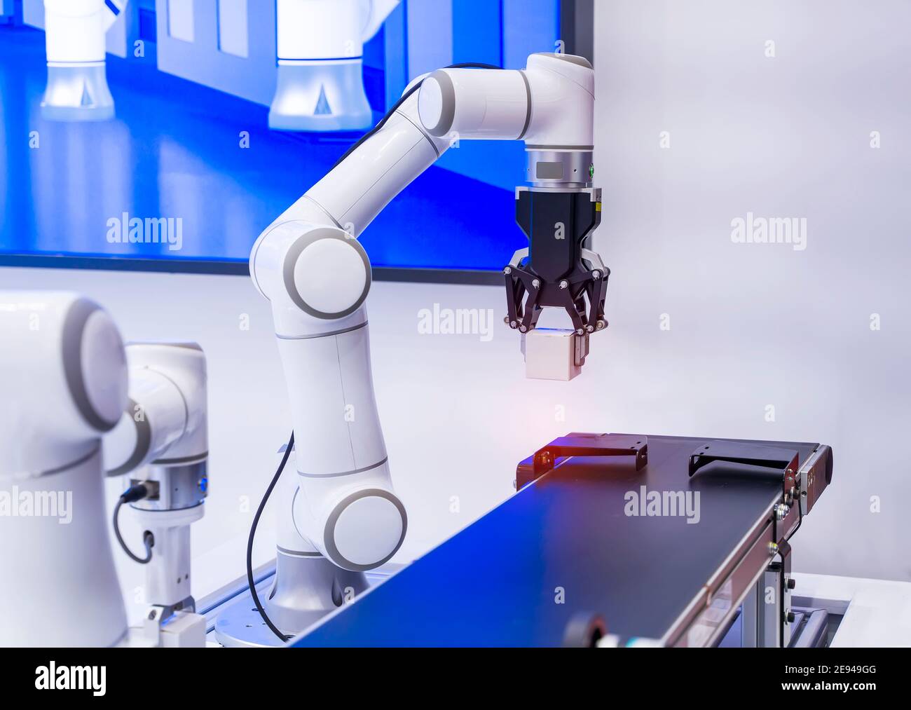 automatic machine tool in industrial manufacture factory,Smart factory ...