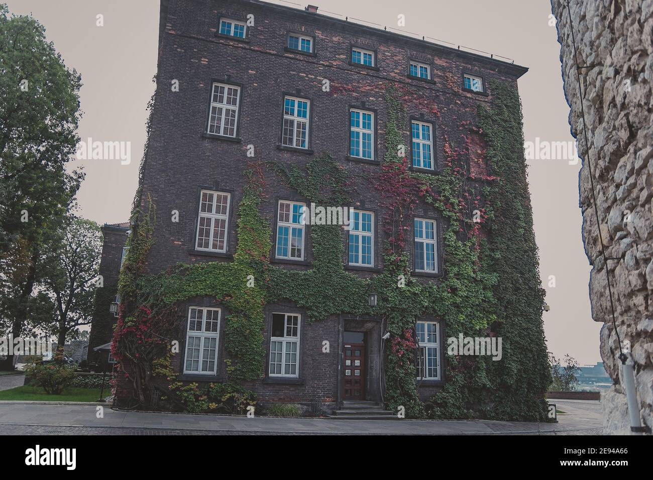 Brick walls old military hi-res stock photography and images - Alamy