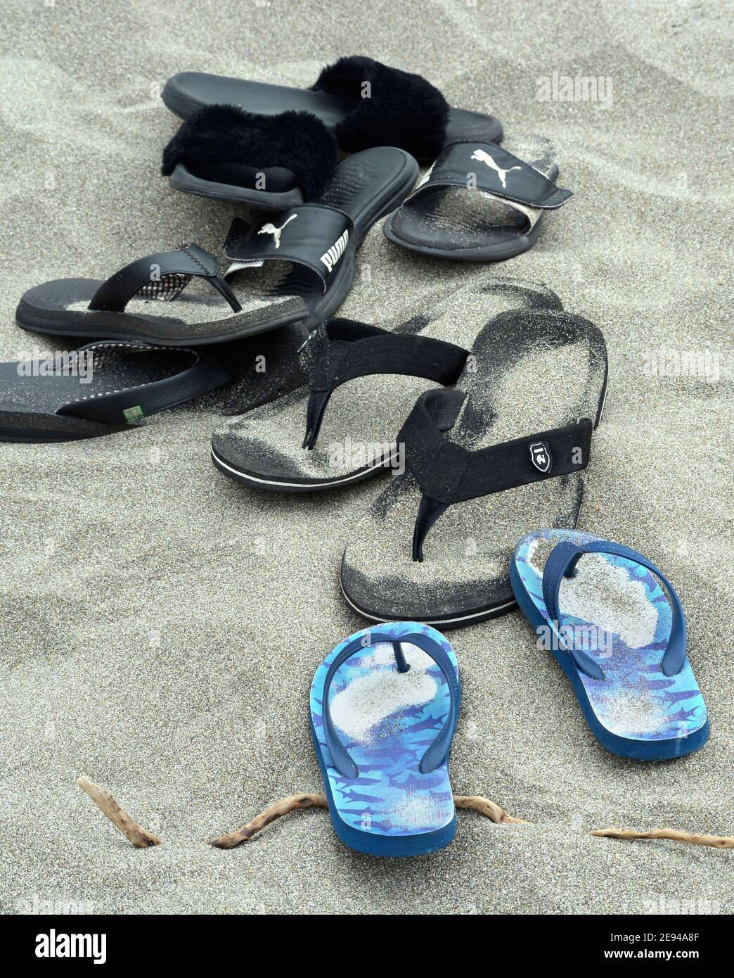 Pairs of sandals hi-res stock photography and images - Alamy
