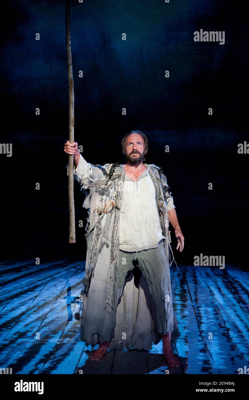 Royal shakespeare theatre tempest hi-res stock photography and images ...