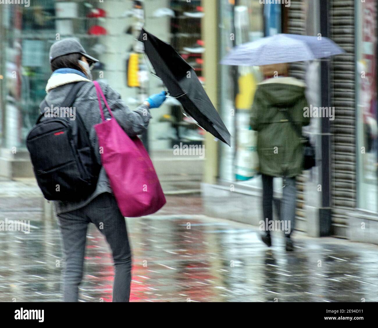 Glasgow, Scotland, UK, 2nd February, 2021, Lockdown Tuesday misery ...