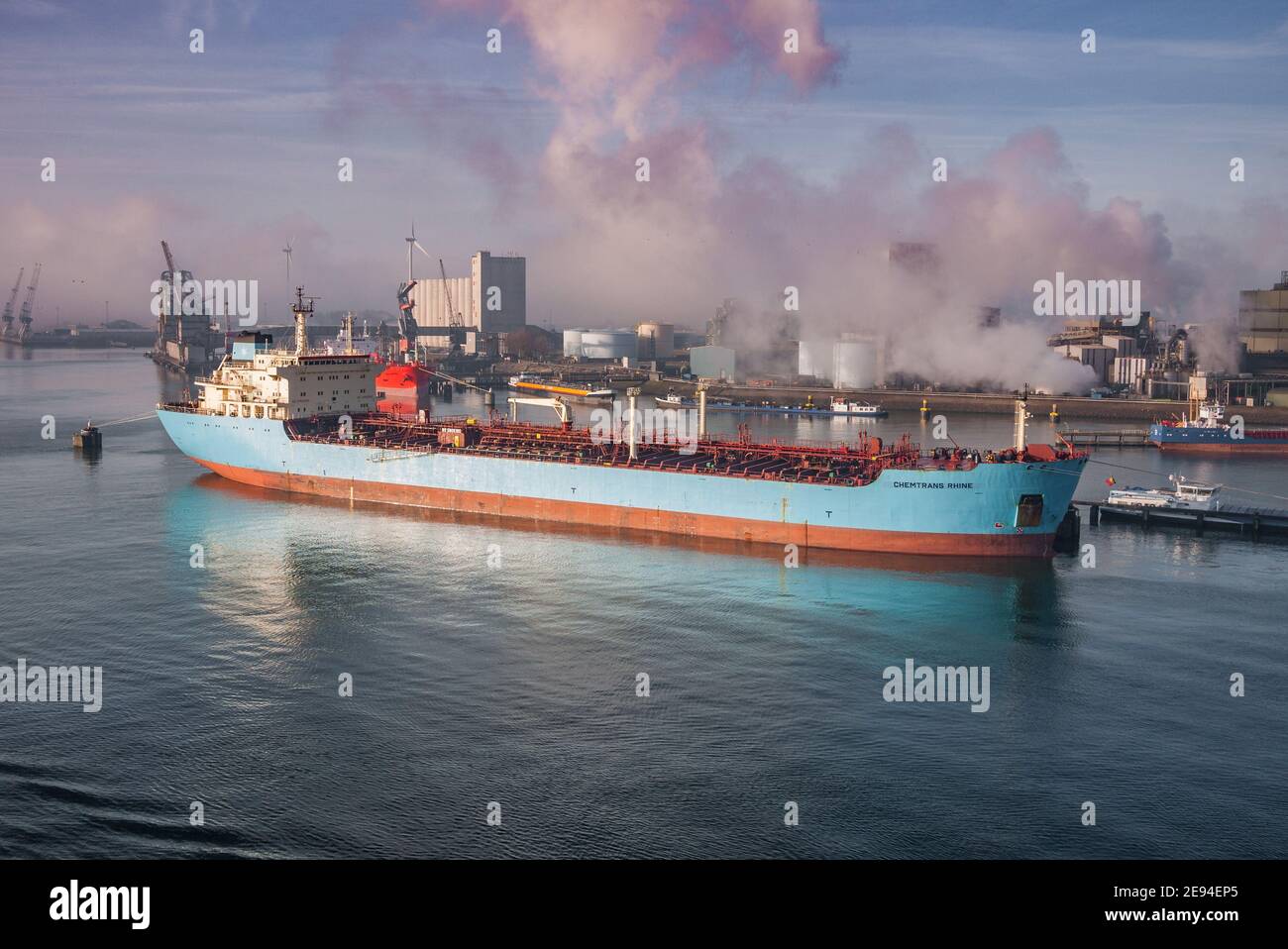 Europoort ore docks hi-res stock photography and images - Alamy