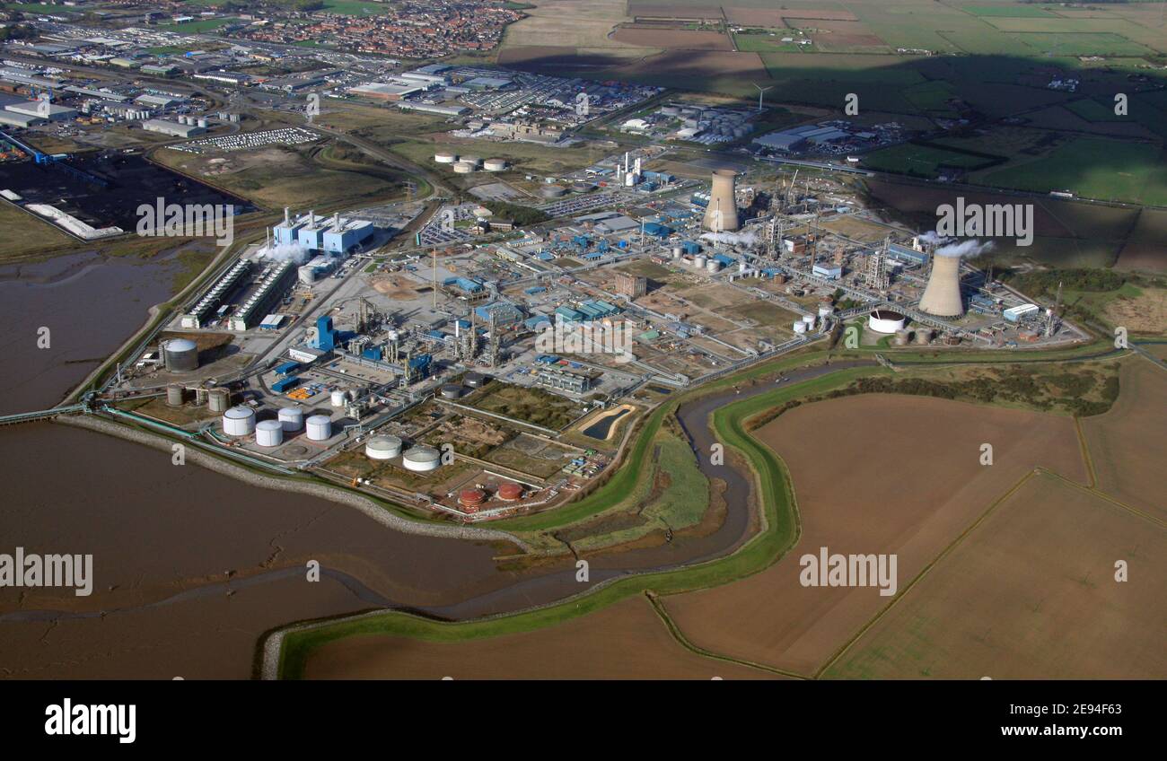 aerial view of Saltend Chemicals Park and Power Station near Hull, East ...