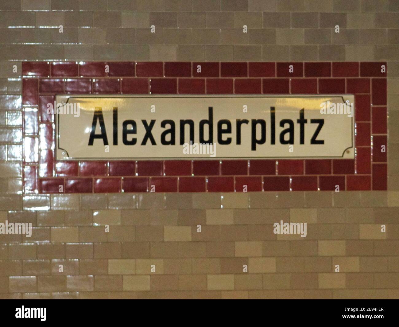 Berlin street signs hi-res stock photography and images - Alamy