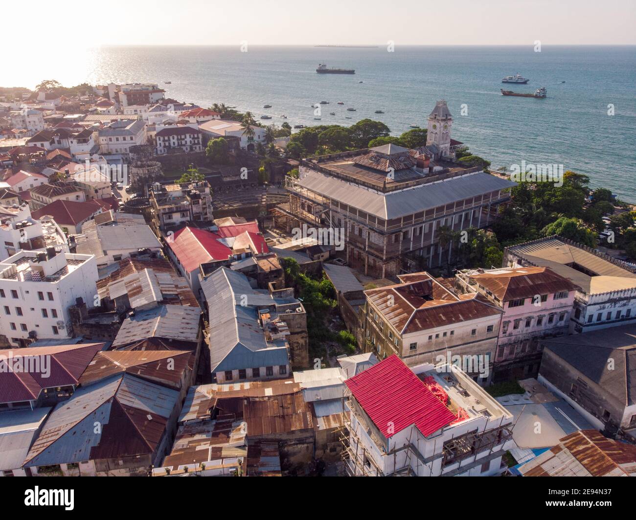 Heritage buildings in zanzibar island hi-res stock photography and ...