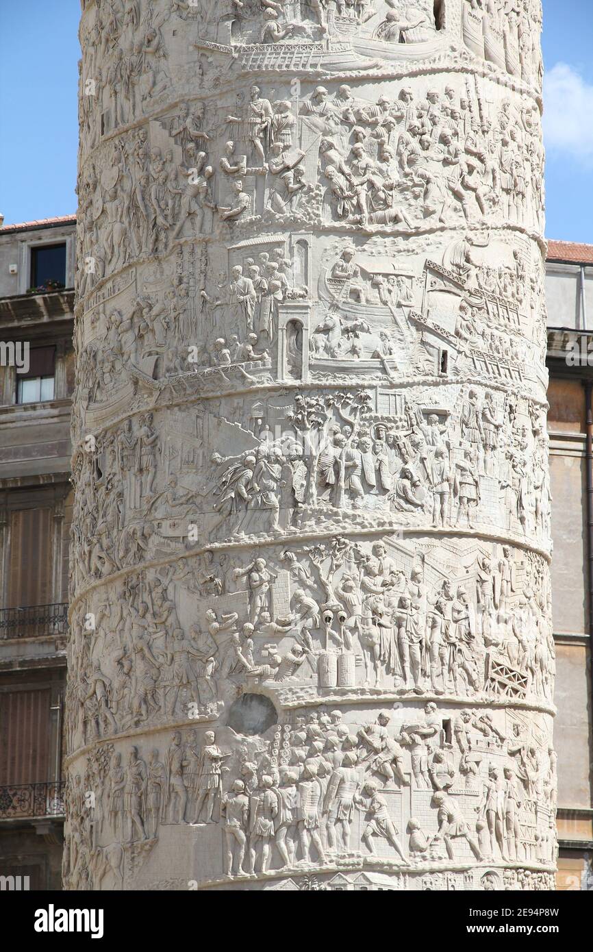 Monument architecture in italy hi-res stock photography and images - Alamy