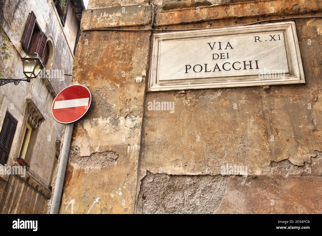 Via dei Polacchi - old street sign in Rome, Italy Stock Photo - Alamy