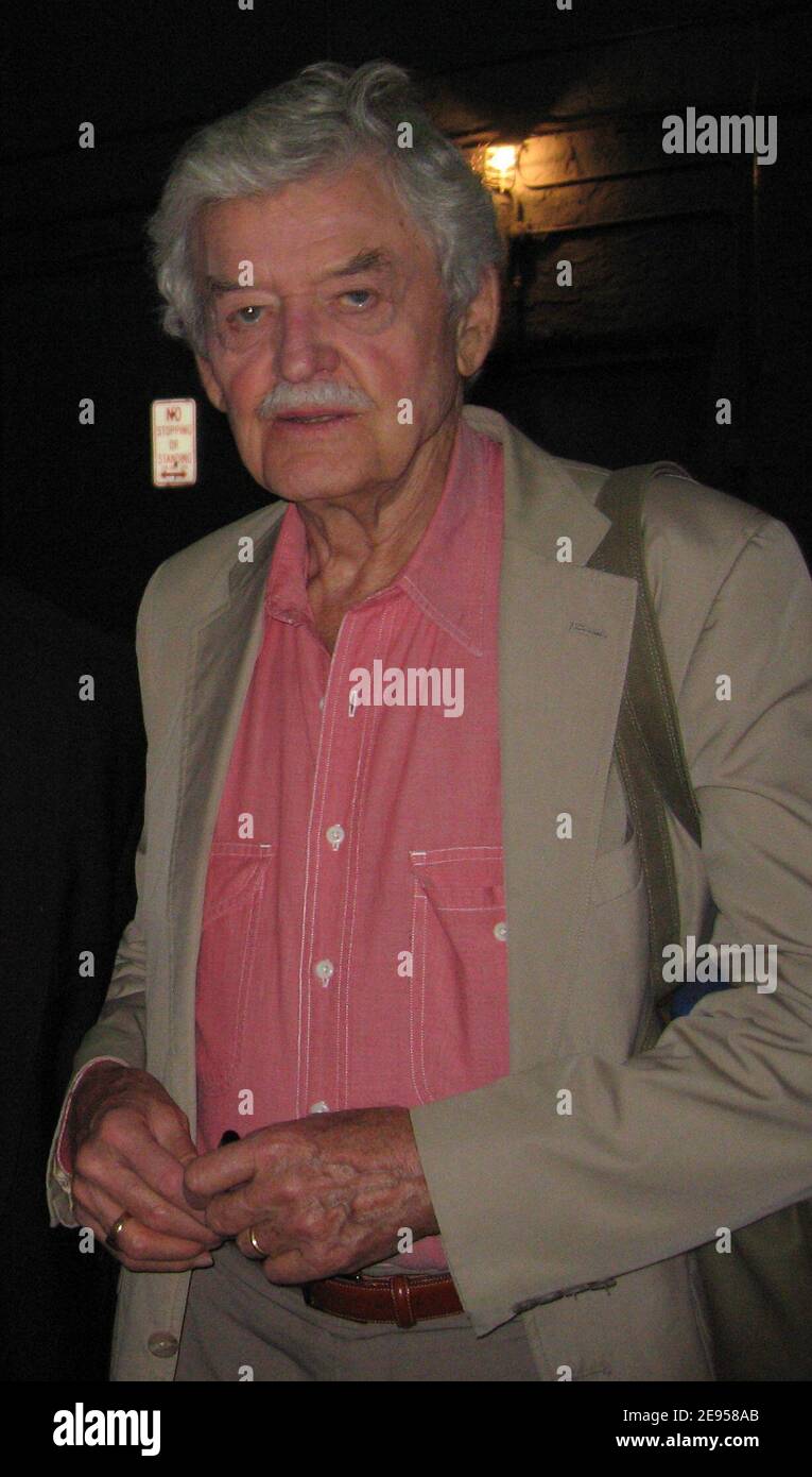 Actor hal holbrook hi-res stock photography and images - Alamy