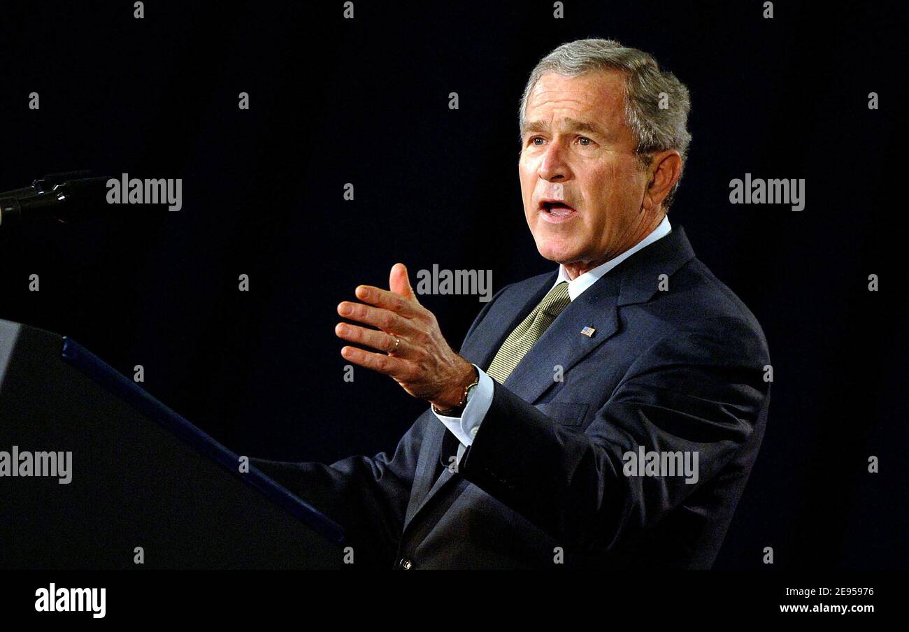 U.S. President George W. Bush talks to veterans of foreign wars and ...