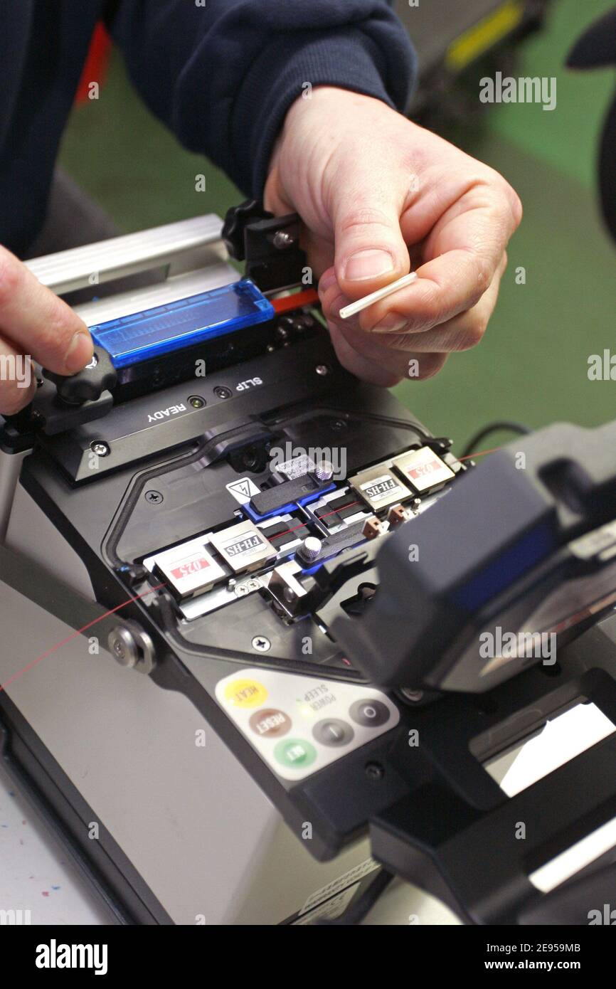 Underwater Fiber Optic Cable Splicing Seeing Under The Sea In 2023