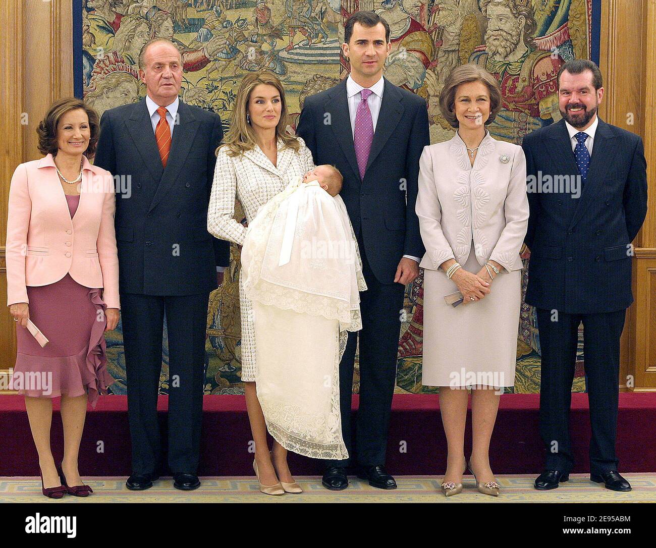 Spanish princess letizia ortiz rocasolano hi-res stock photography and ...