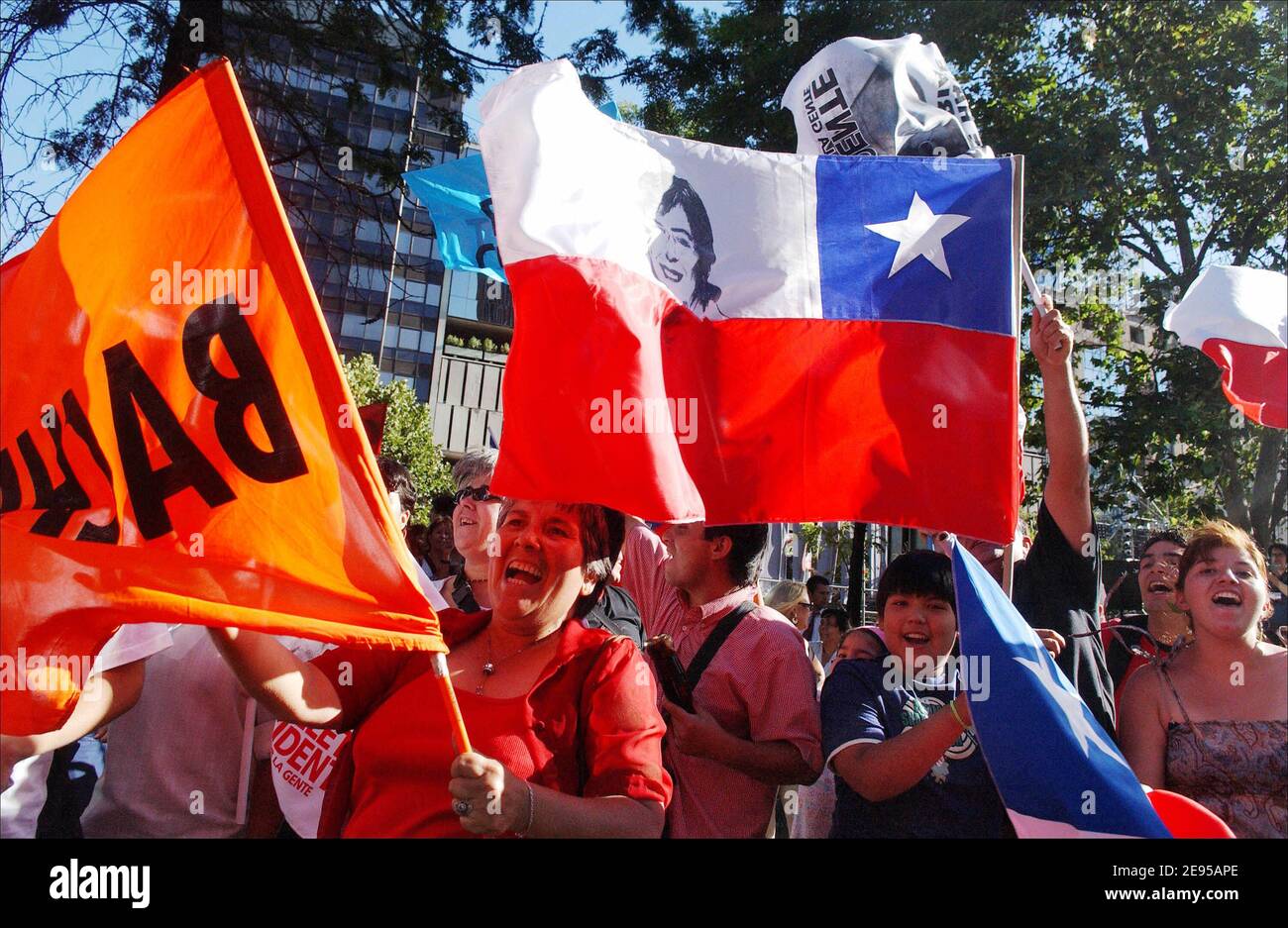 2006 presidential elections hi-res stock photography and images - Alamy