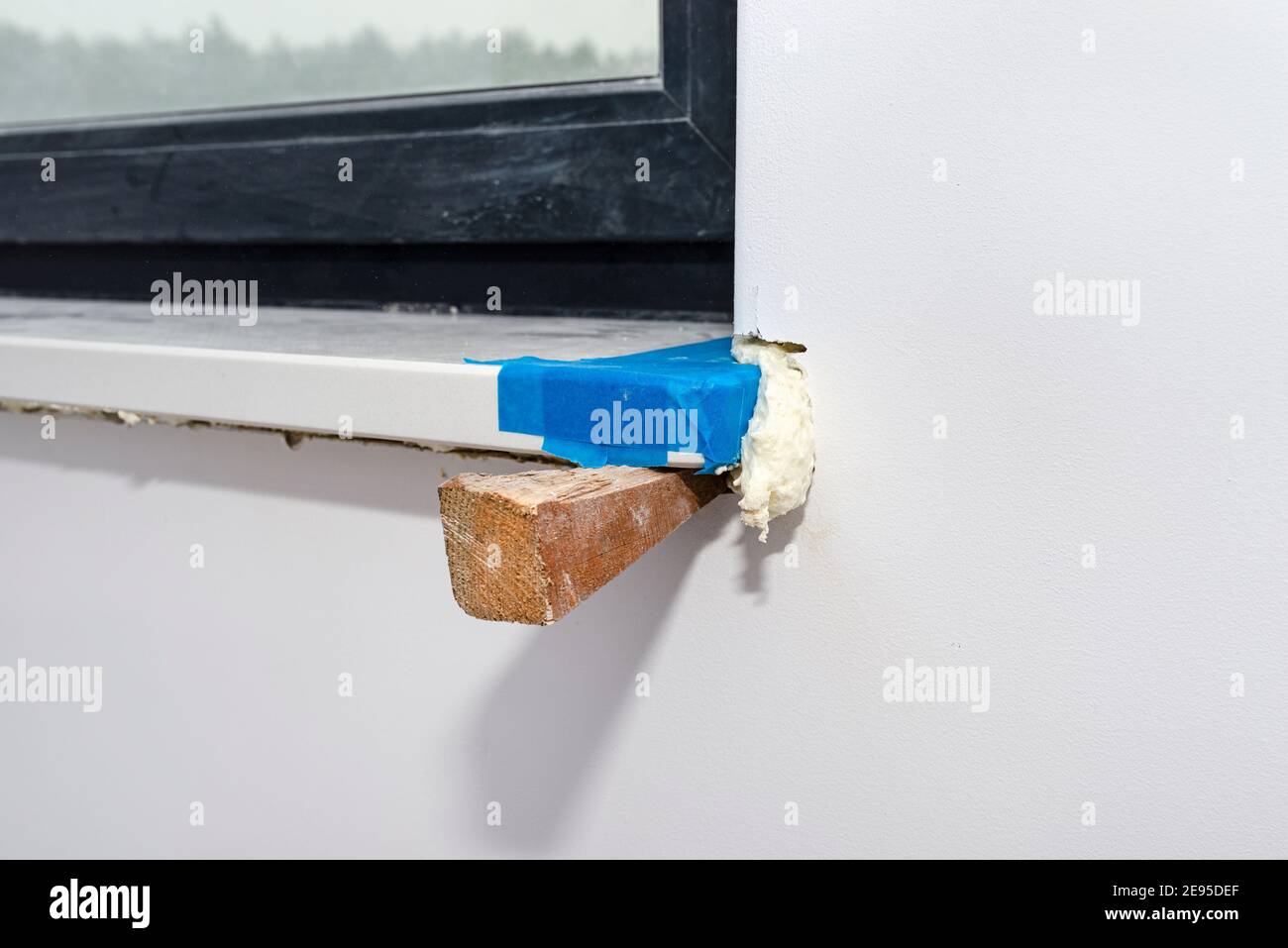 Bottom peg hi-res stock photography and images - Alamy