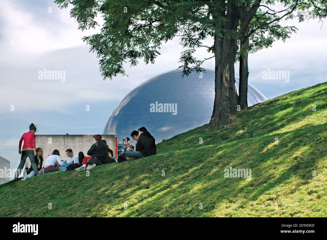 Hemispherical screen hi-res stock photography and images - Alamy