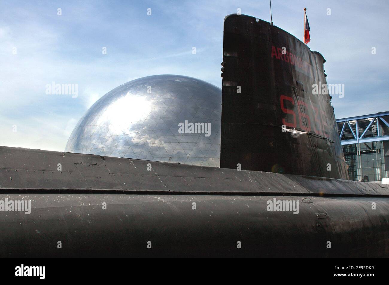 Hemispherical screen hi-res stock photography and images - Alamy