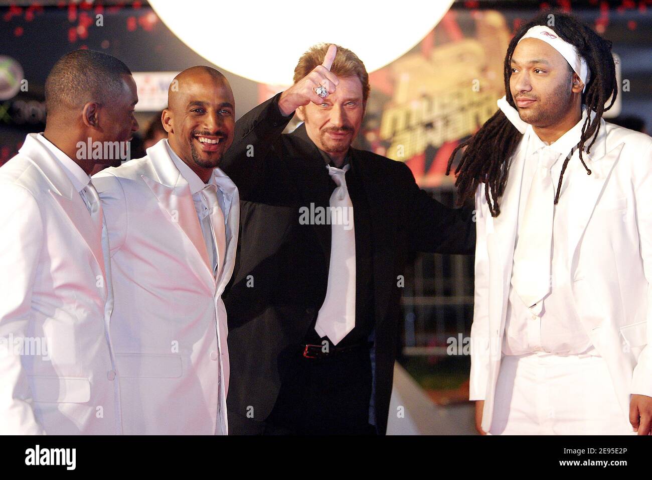 (From L to R) French singers Passi, Stomy Bugsy, Johnny Hallyday and ...