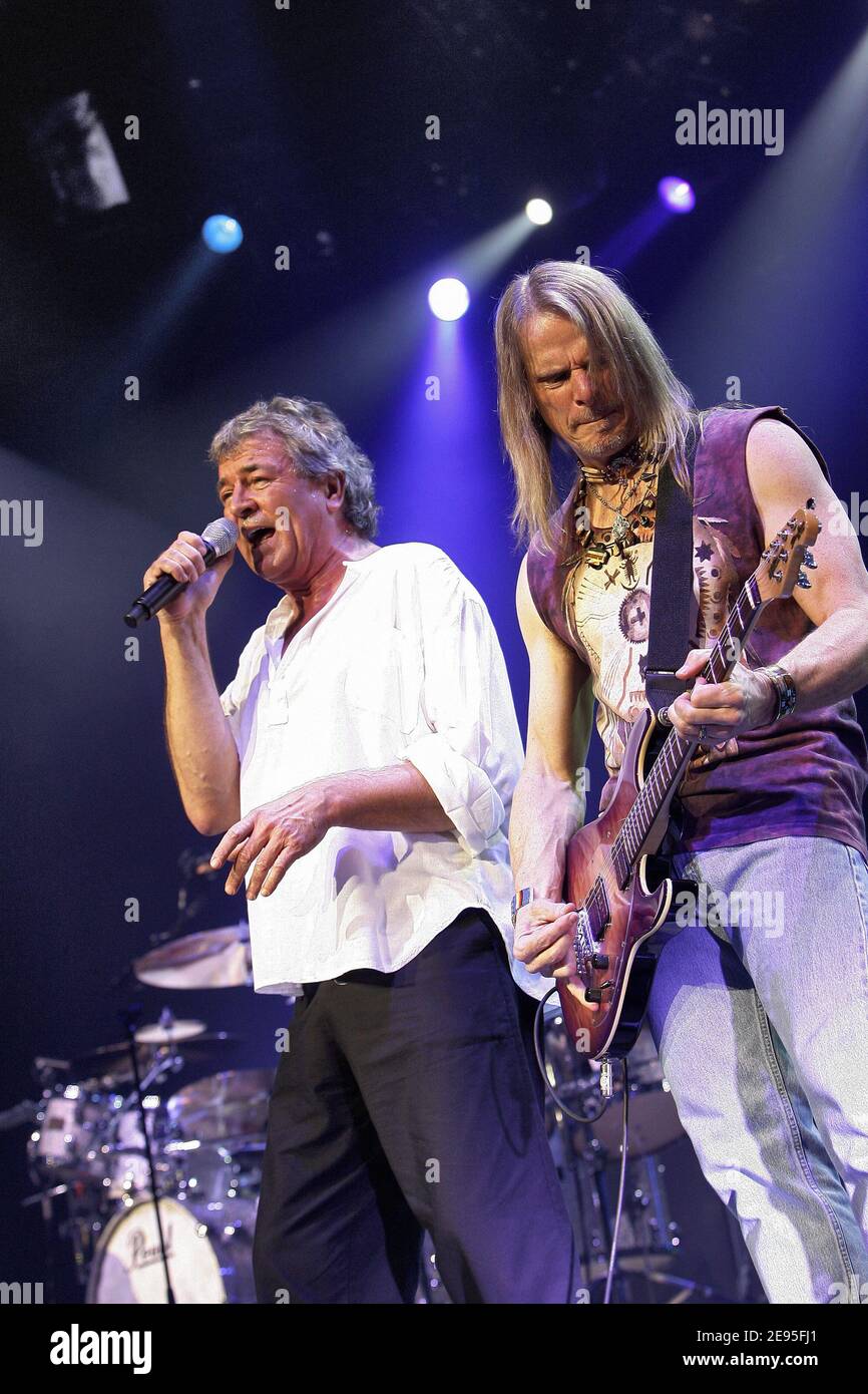 Lead photo of ian gillan hi-res stock photography and images - Alamy