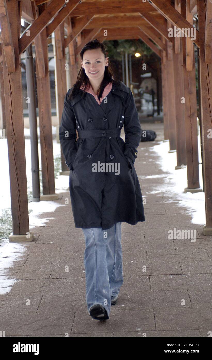 EXCLUSIVE. Aussie actress and cast member of 'Wolf Creek' Cassandra ...