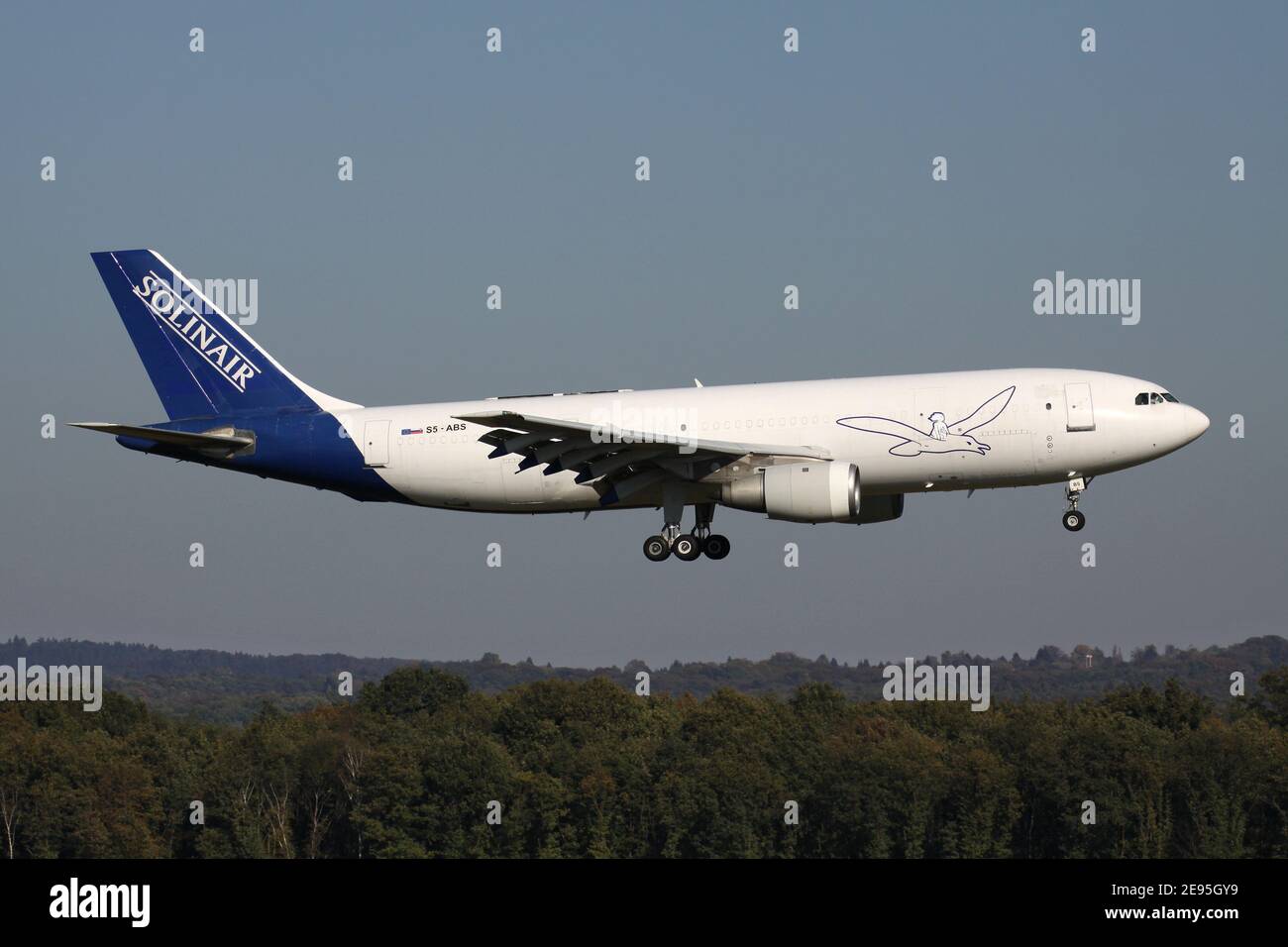 Airbus a300f hi-res stock photography and images - Alamy