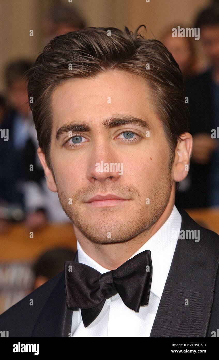 Jake Gyllenhaal attends the 12th Annual Screen Actors Guild Awards at ...