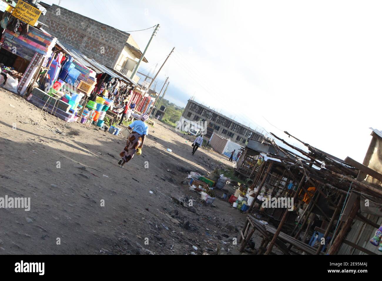 African market stall food village hi-res stock photography and images ...