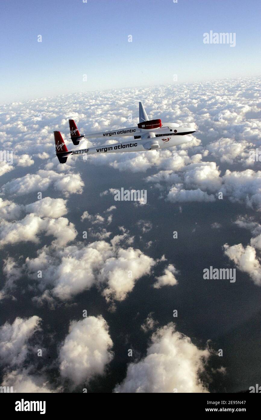 Globalflyer hi-res stock photography and images - Alamy