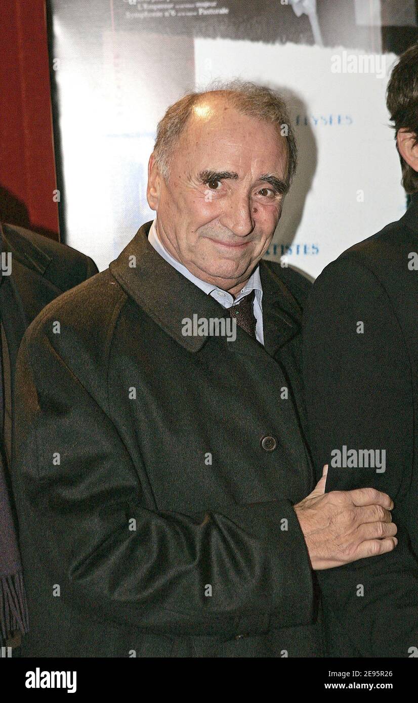 French actor and cast member Claude Brasseur attends the 'Fauteuils d ...