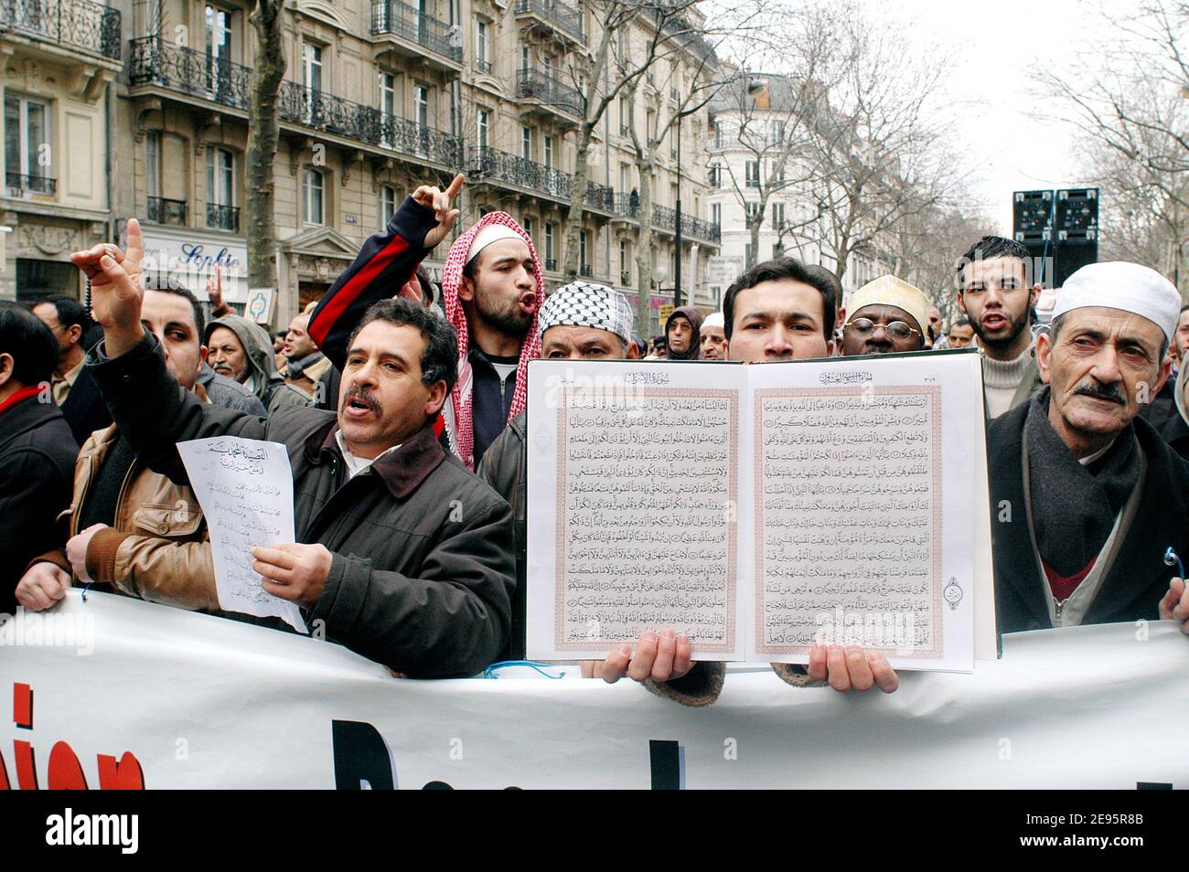 Muslim rally france hi-res stock photography and images - Alamy