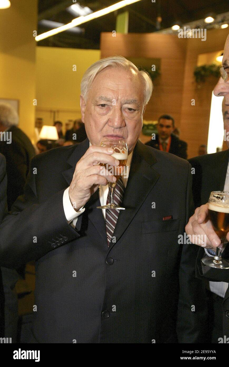 The_international hi-res stock photography and images - Alamy