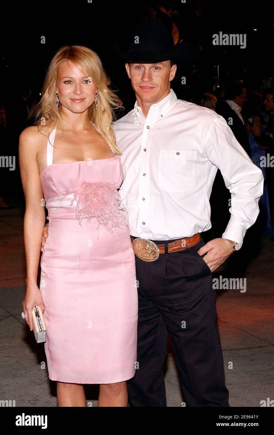 Jewel and her husband Russell arrive at the 2006 Vanity Fair Oscar ...