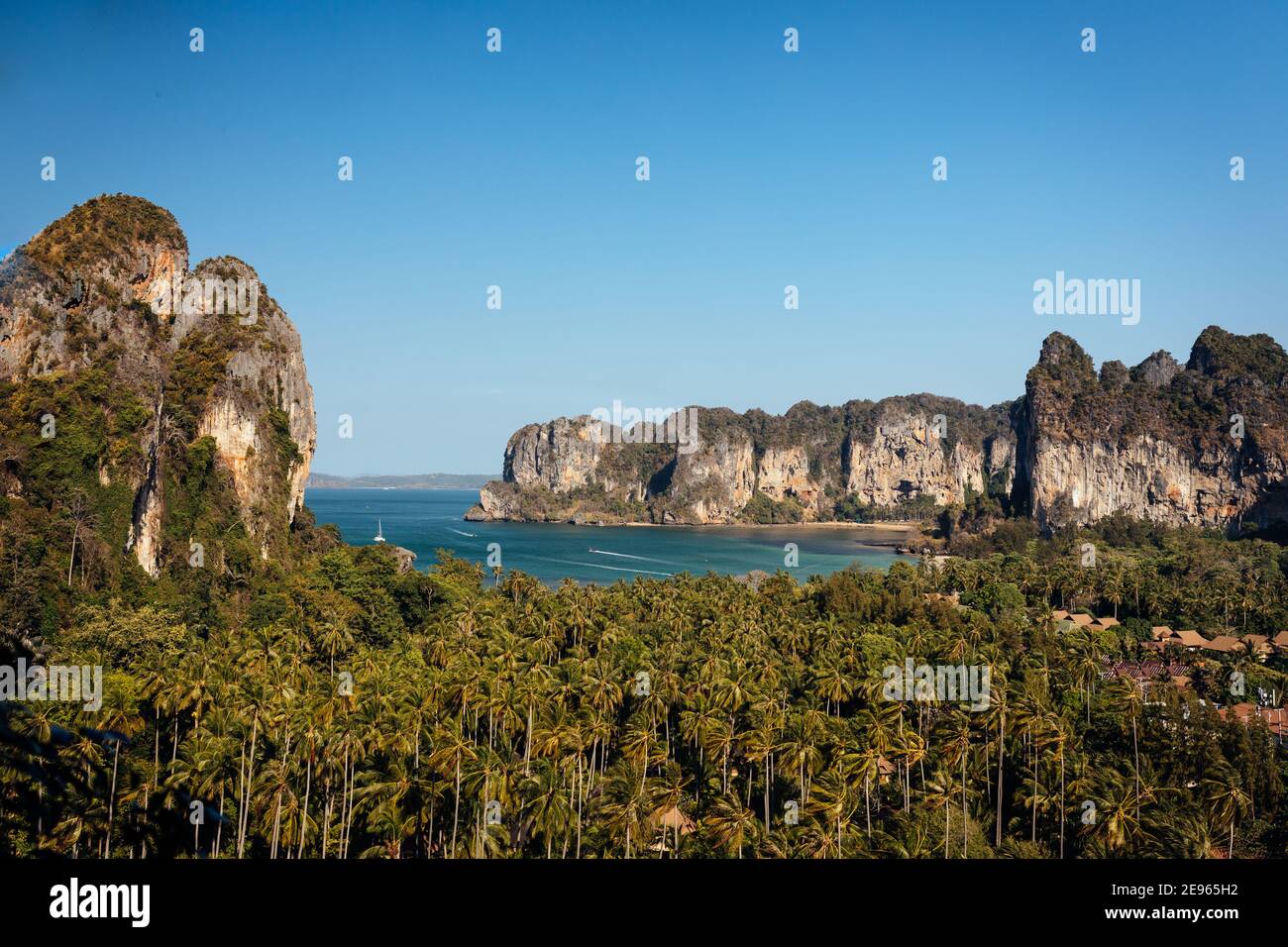 Thailand island paradise viewpoint palm hi-res stock photography and ...