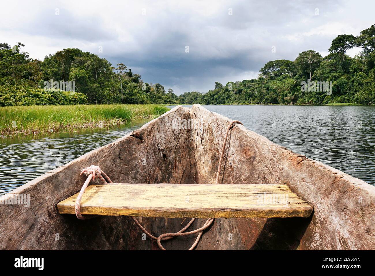 Wooden raft hi-res stock photography and images - Alamy