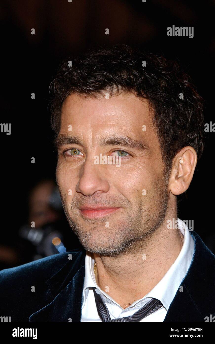 Actor and cast member Clive Owen arrives at the World Premiere of ...
