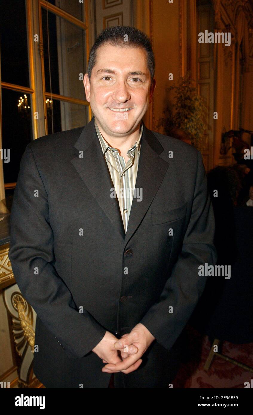 French journalist Yves Calvi attends the 2006 ceremony of 'Les Lauriers ...