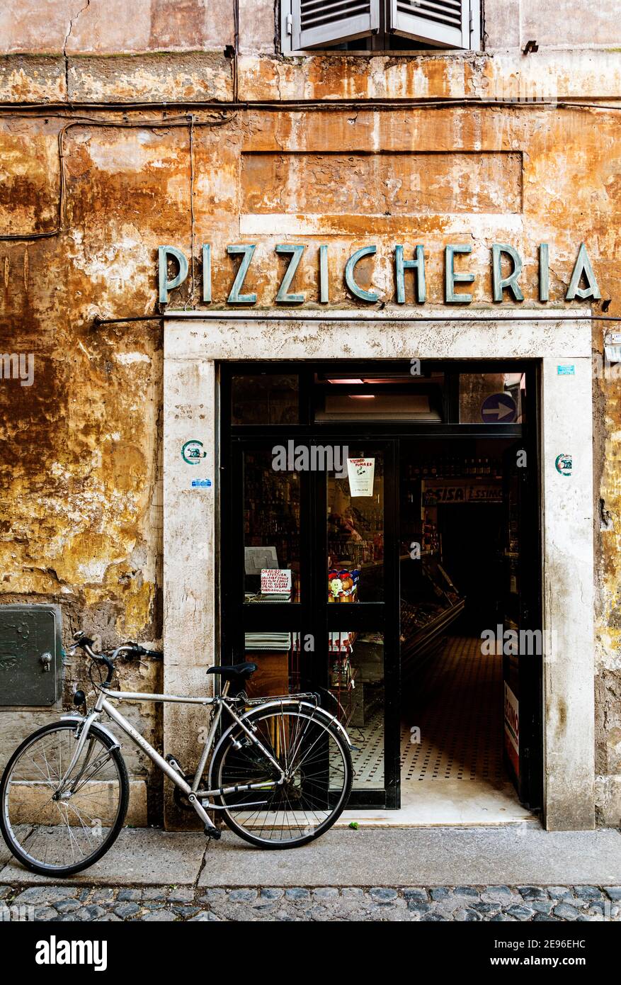 Shop and doorway 1930s hi-res stock photography and images - Alamy