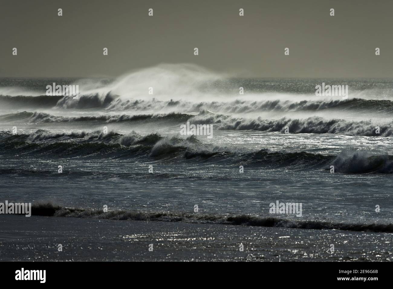 Strong wind and high sea waves in Pismo Beach Stock Photo - Alamy