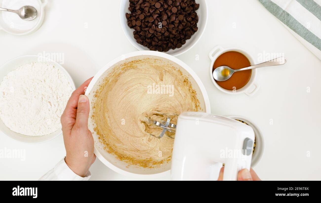 Mixing chocolate chip cookies hi-res stock photography and images - Alamy