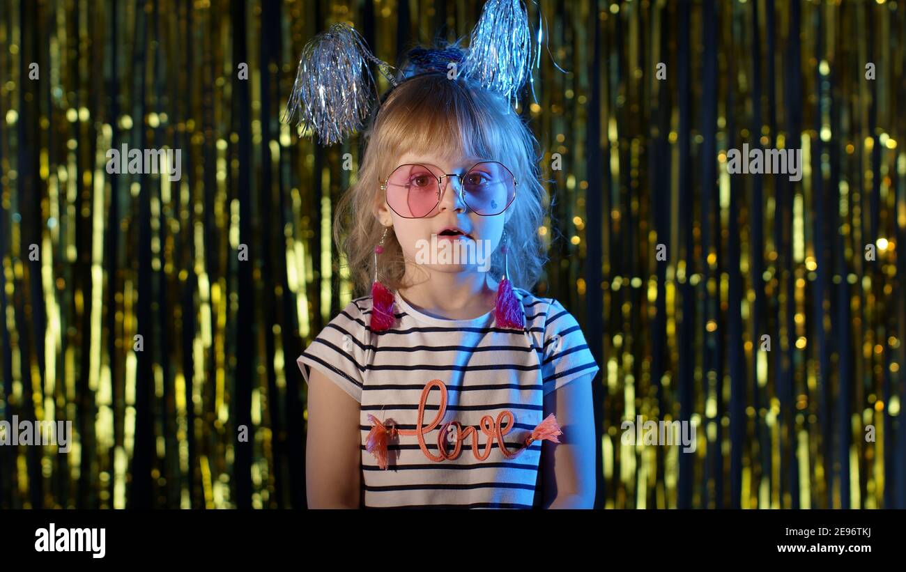 Surprised cute girl say hi-res stock photography and images - Alamy