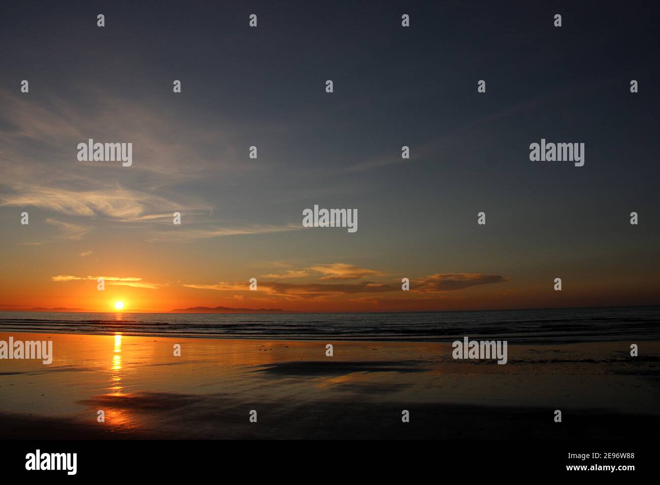 Sunset over Mana Island Cook Strait New Zealand Stock Photo - Alamy