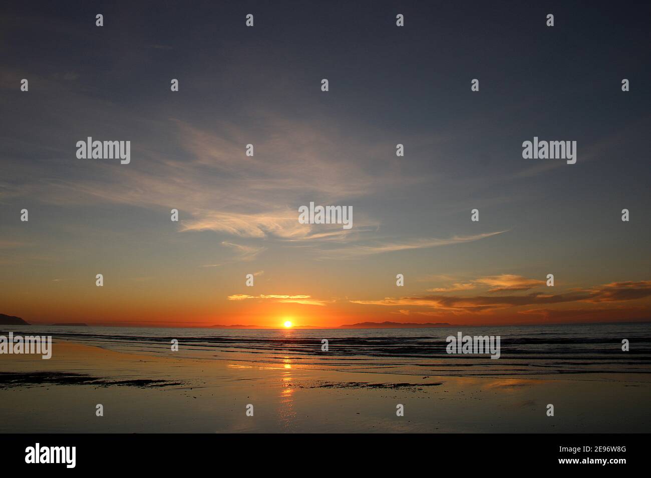 Sunset over Mana Island Cook Strait New Zealand Stock Photo - Alamy