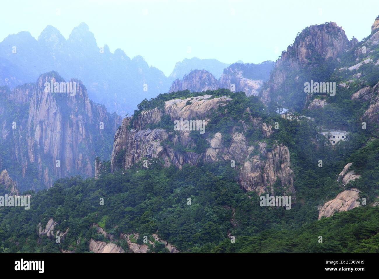 Huangshan scenic spot hi-res stock photography and images - Alamy