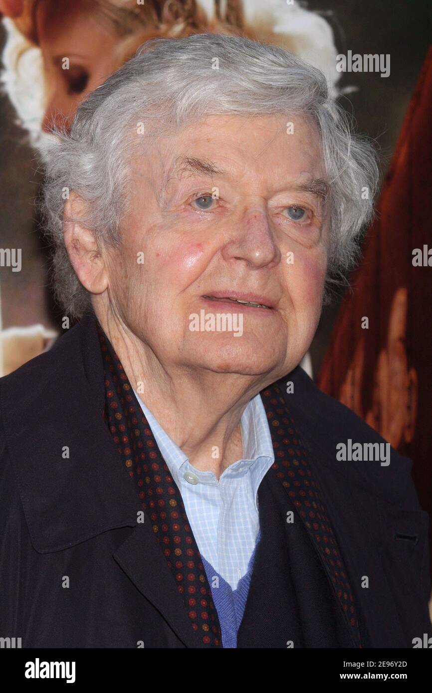 Hal Holbrook attends the premiere of FOX 2000 Pictures' "Water for ...